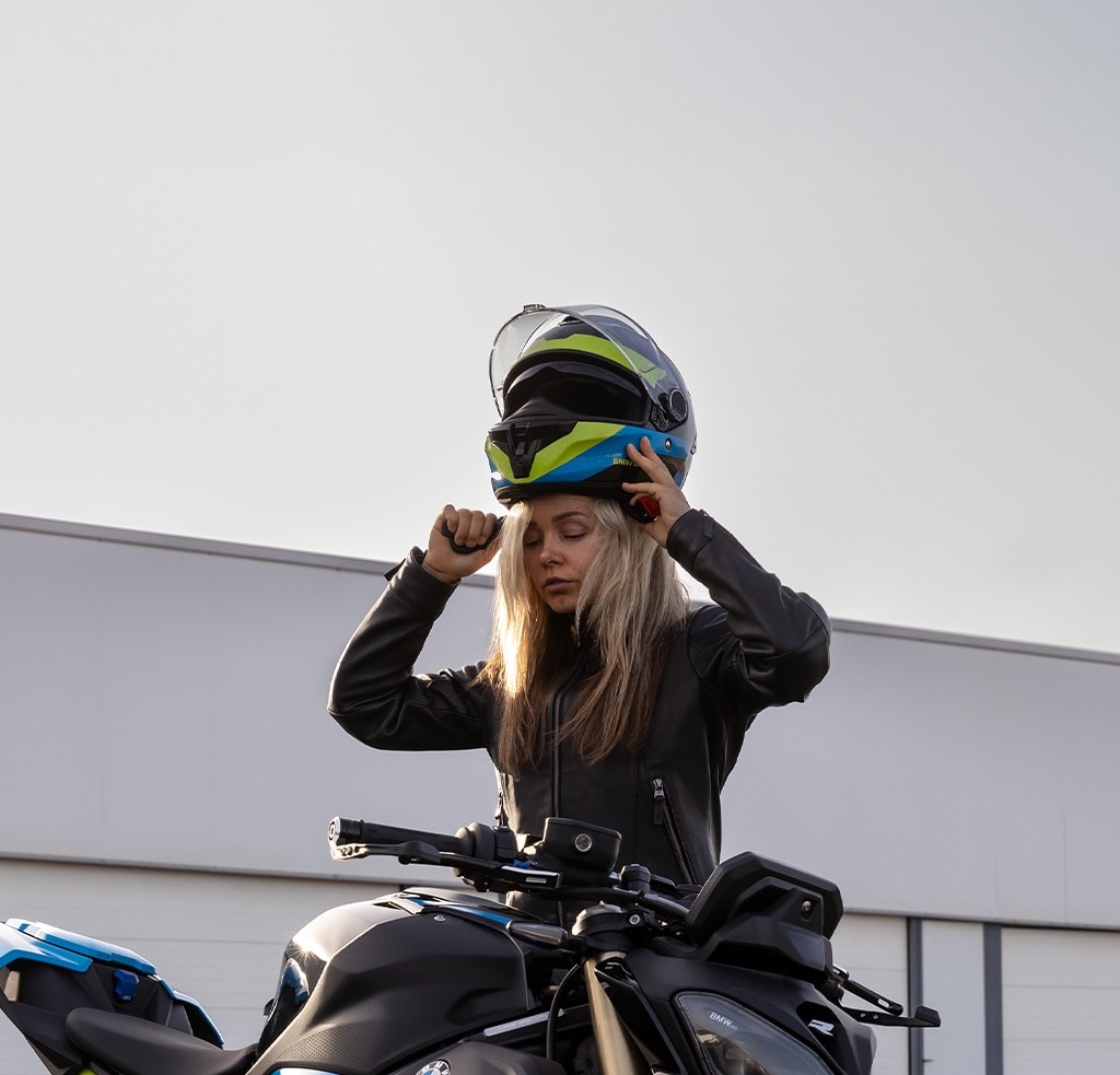 Ride smart. Stay safe | BMW Motorrad